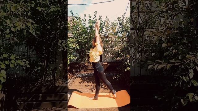 Мягкая зарядка и упражнения на осанку