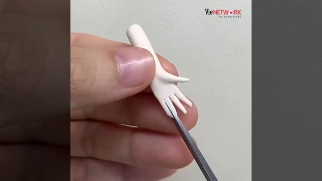 великолепная работа -лепка фигуры