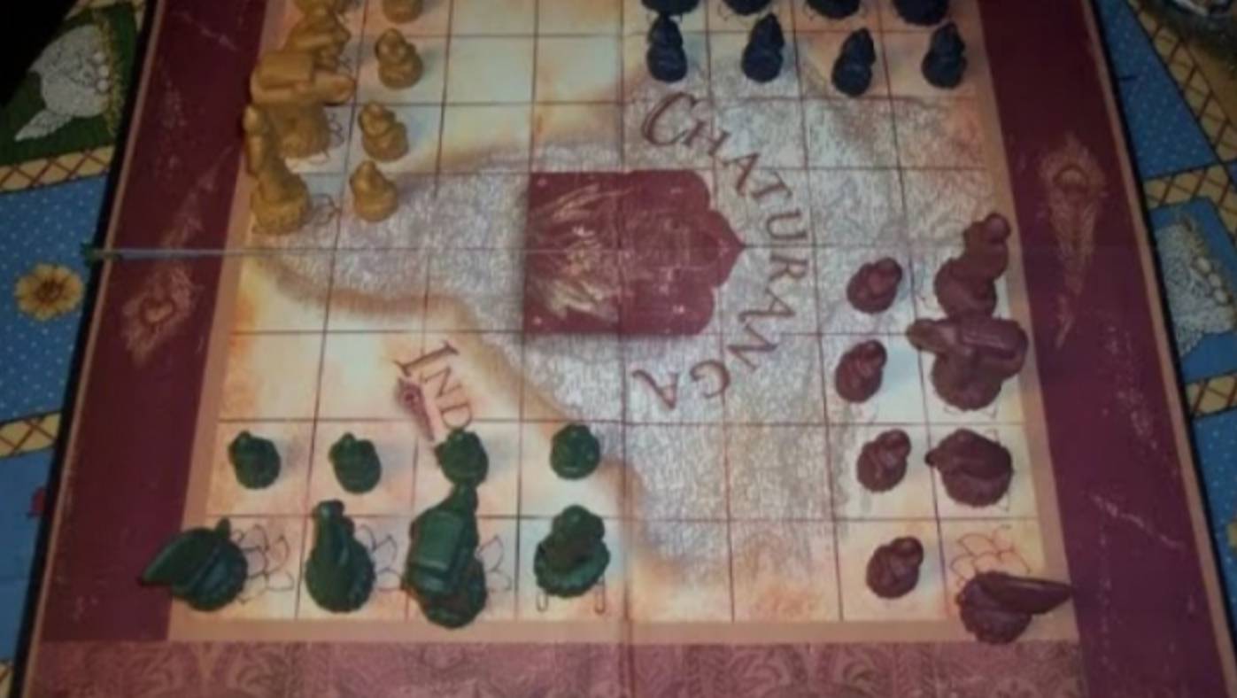 Чатуранга (древнеиндийские шахматы). Играем в древние шахматы. ♟😁🎮