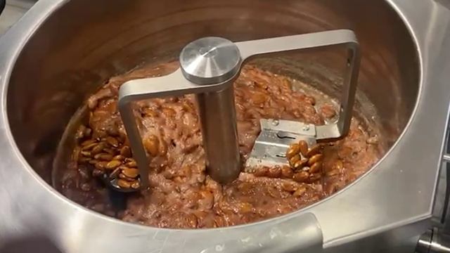 CUCIMIX30 - Миндаль в карамели