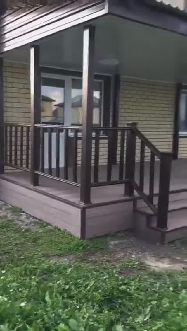 Монтаж ограждений, ступеней и доски из ДПК марки Holzhof в Тюмени