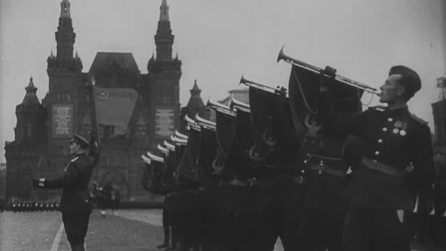 Ура! Победа! В. Ефимов, А. Богданчиков, поёт В. Ефимов