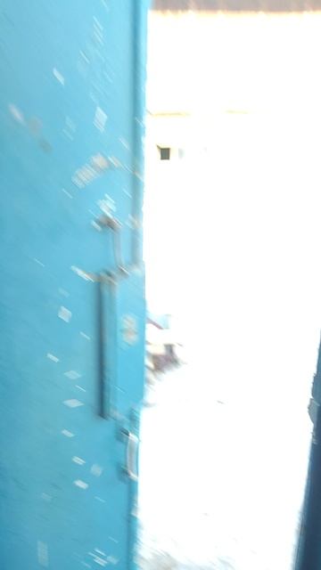 Разобрали часть крыши в пристройке. 1 часть