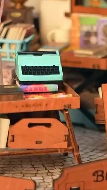 Книжный магазин.