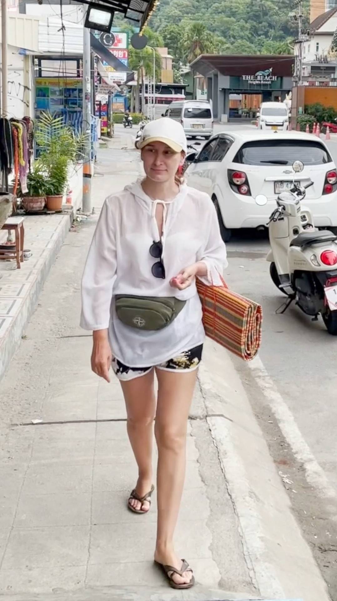 Утро на курорте Ката на Пхукете