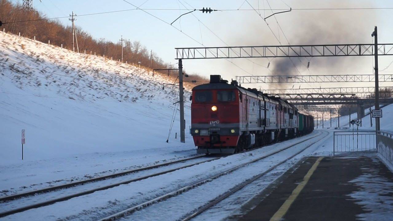 Тепловозы 2ТЭ10М-2618 и 2ТЭ116-0632. Двойная тяга на подъёме. Звук 5Д49.