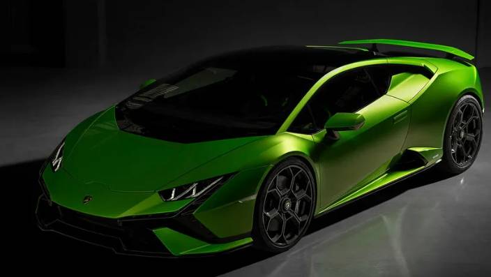 Новая версия автомобиля "Lamborghini Huracan".