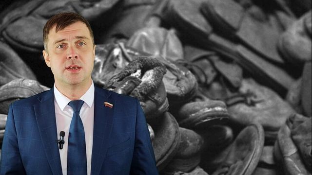 Стихотворение С. Михалкова "Детский ботинок" читает В. Купинов