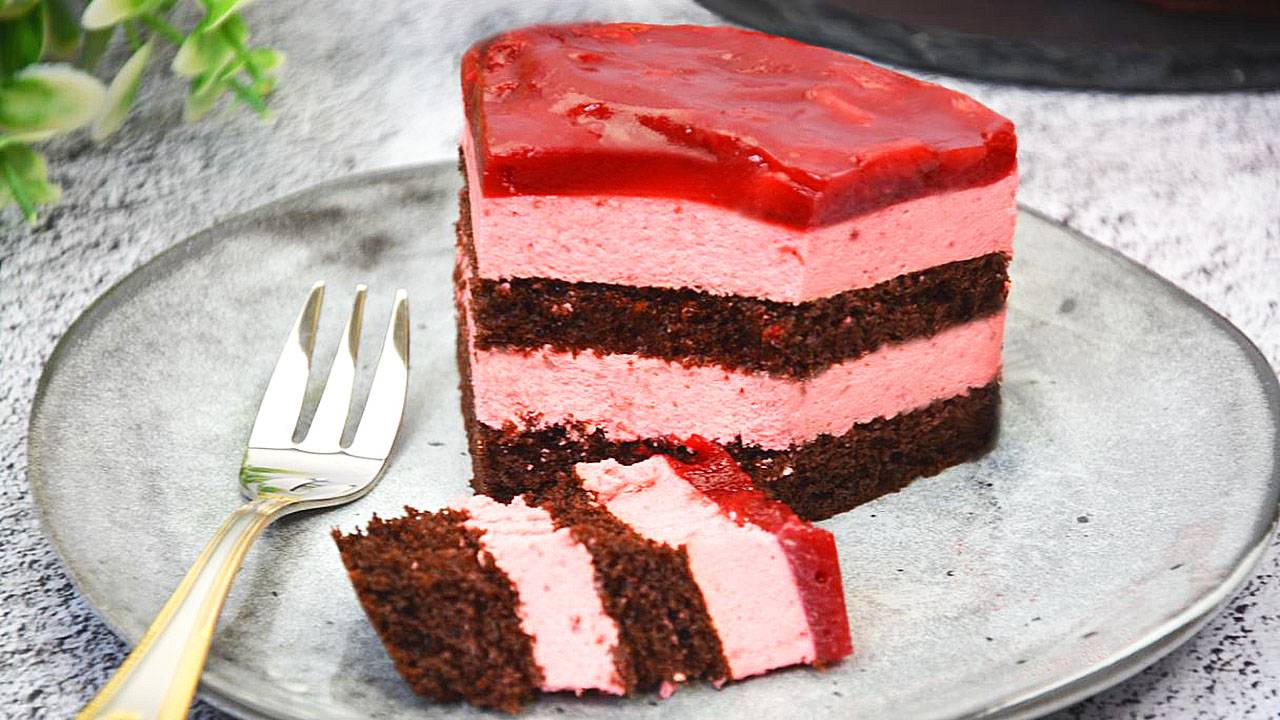 Торт «Клубничный Соблазн» 🍓💘 Идеальный десерт на 14 февраля ❤️ Торт на День влюблённых