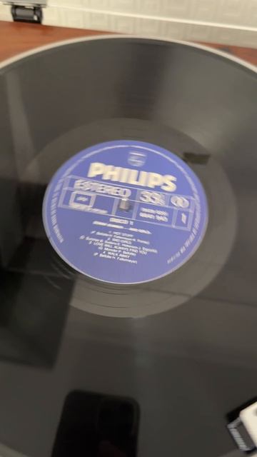 Hot Stuff от Donna Summer альбом Once Upon a Time 1977 г.