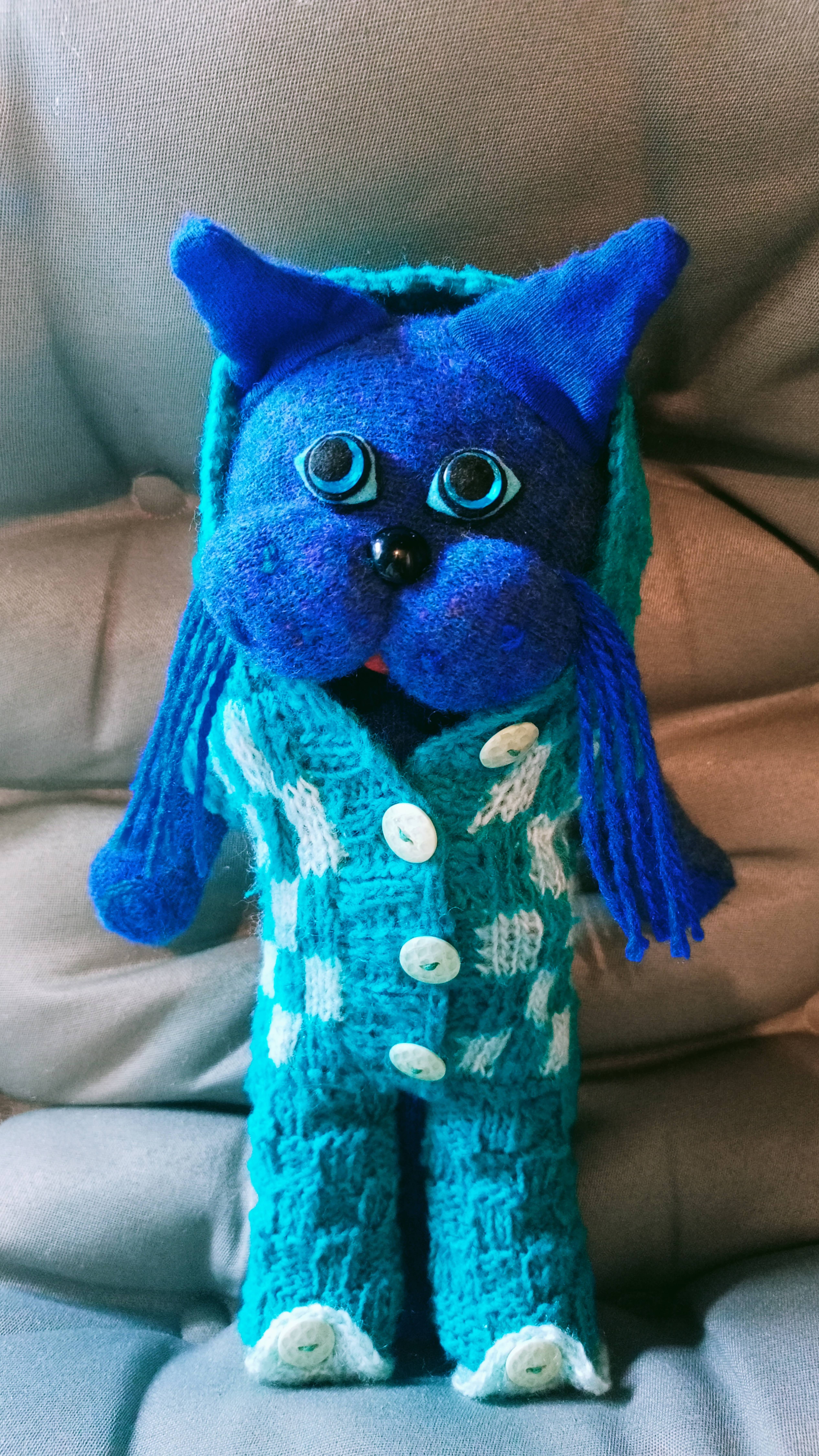 Котёнок Баксик https://www.avito.ru/kaspiysk/tovary_dlya_detey_i_igrushki/kotenok_basik_millitagrats