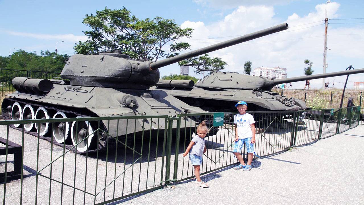 Новороссийск. Музей Военной Техники 1941-1945. Автопутешествие. Отдых в Геленджике 2016 День #19