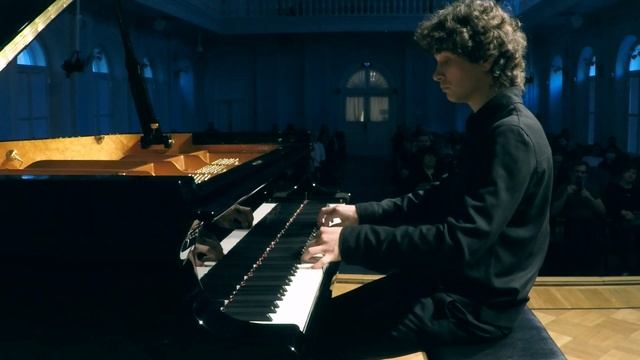 И.С. Бах - Прелюдия и фуга до-мажор (XTK, II том) - Иван Кощеев