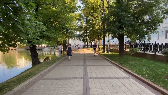 Прогулочные улицы Москвы. Чистые пруды - Никольская улица. Пятничная вечерняя прогулка