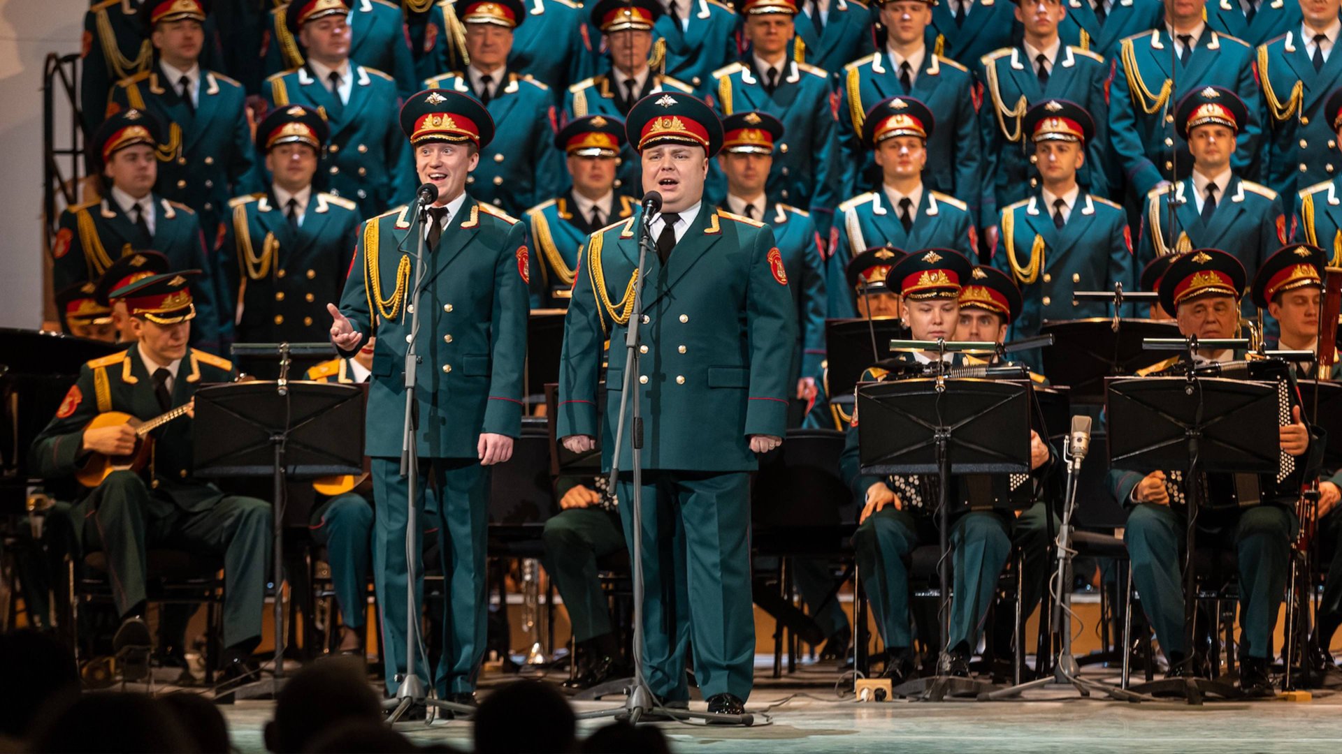 «Смуглянка», солисты – Алексей Скачков и Роман Валутов, февраль 2025