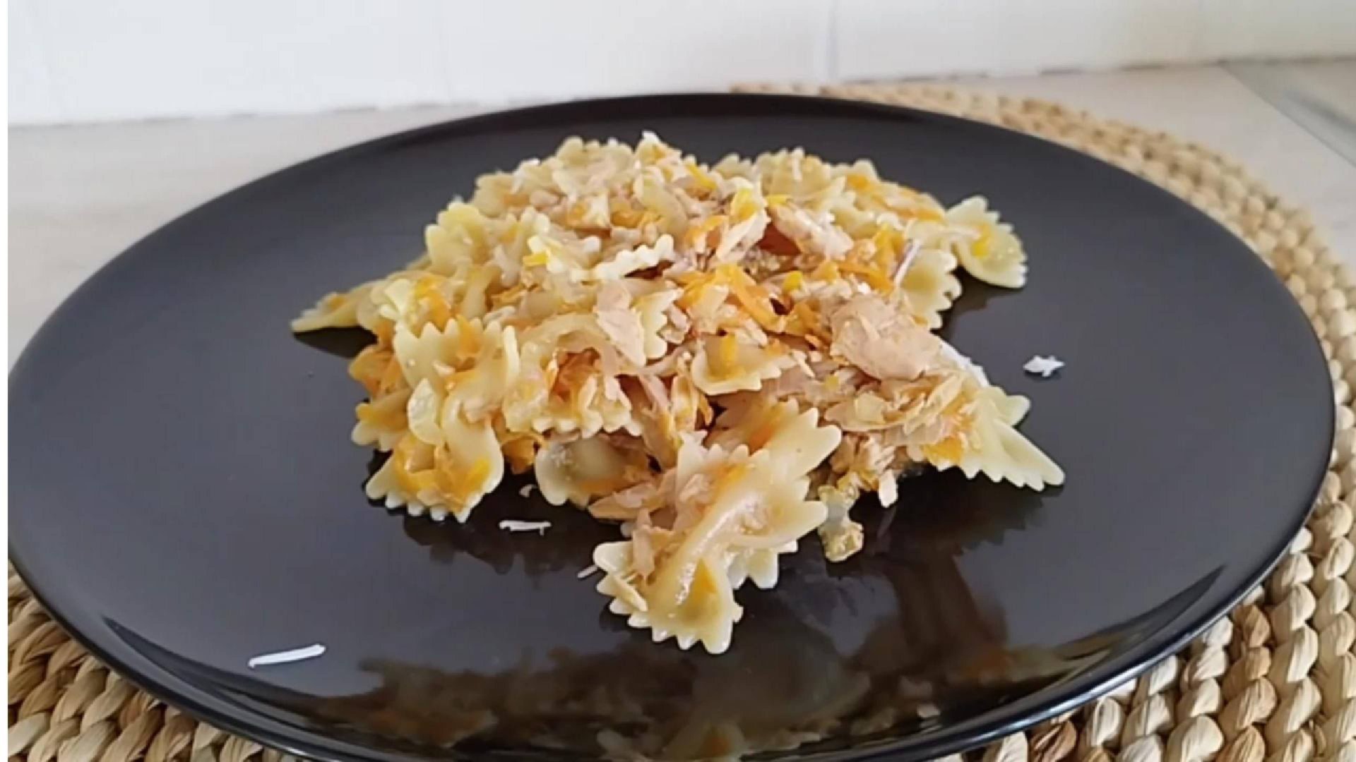 🌟 Не варите макароны! Быстрая паста с тунцом на сковороде! 🌟