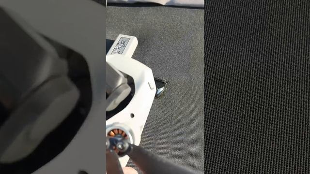 Квадрокоптер DJI mini 2 se Подготовка дрона к полёту Запуск моторов, зарядка аккумуляторов