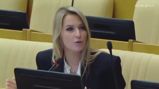 Яна Валерьевна Лантратова о достойной оплате труда учителей.