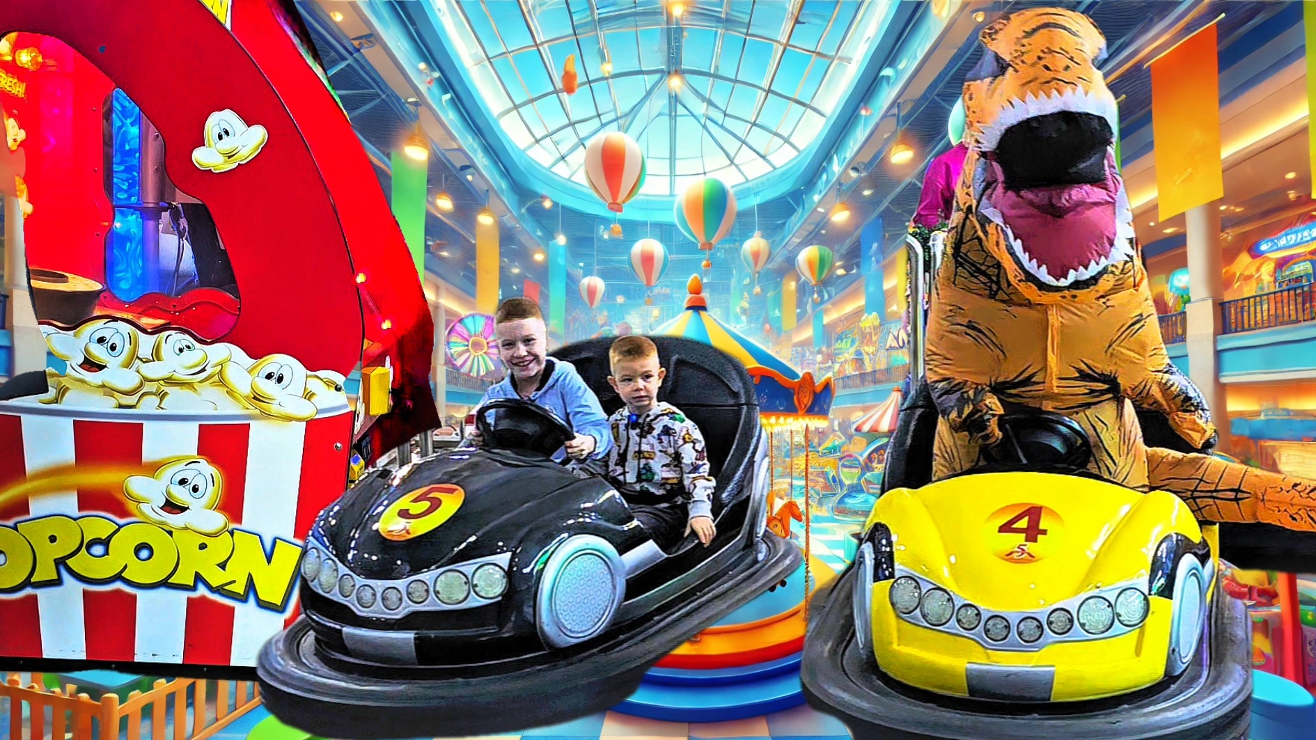 Такое вобще возможно??? Динозавр в парке развлечений!!!