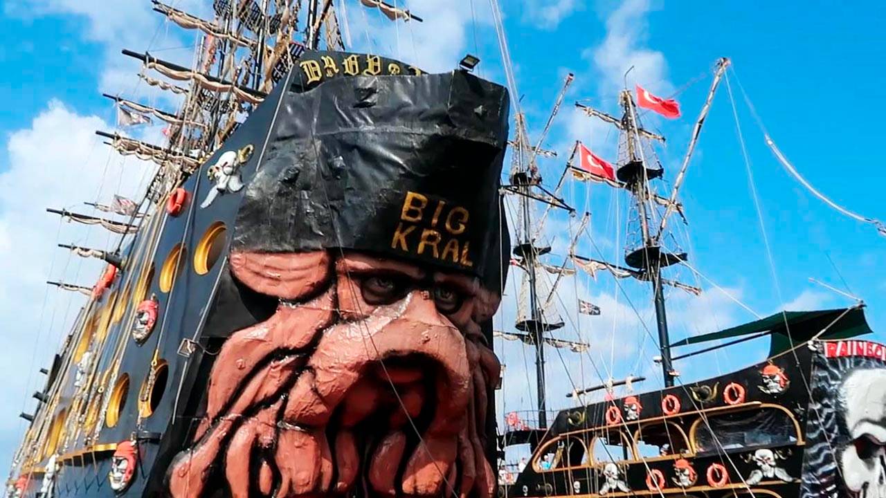 Экскурсия на пиратском корабле Big Kral Часть 1. На корабле в Аланью. Отдых в Турции 2018