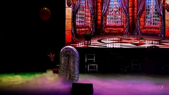 Королевство с режиссером