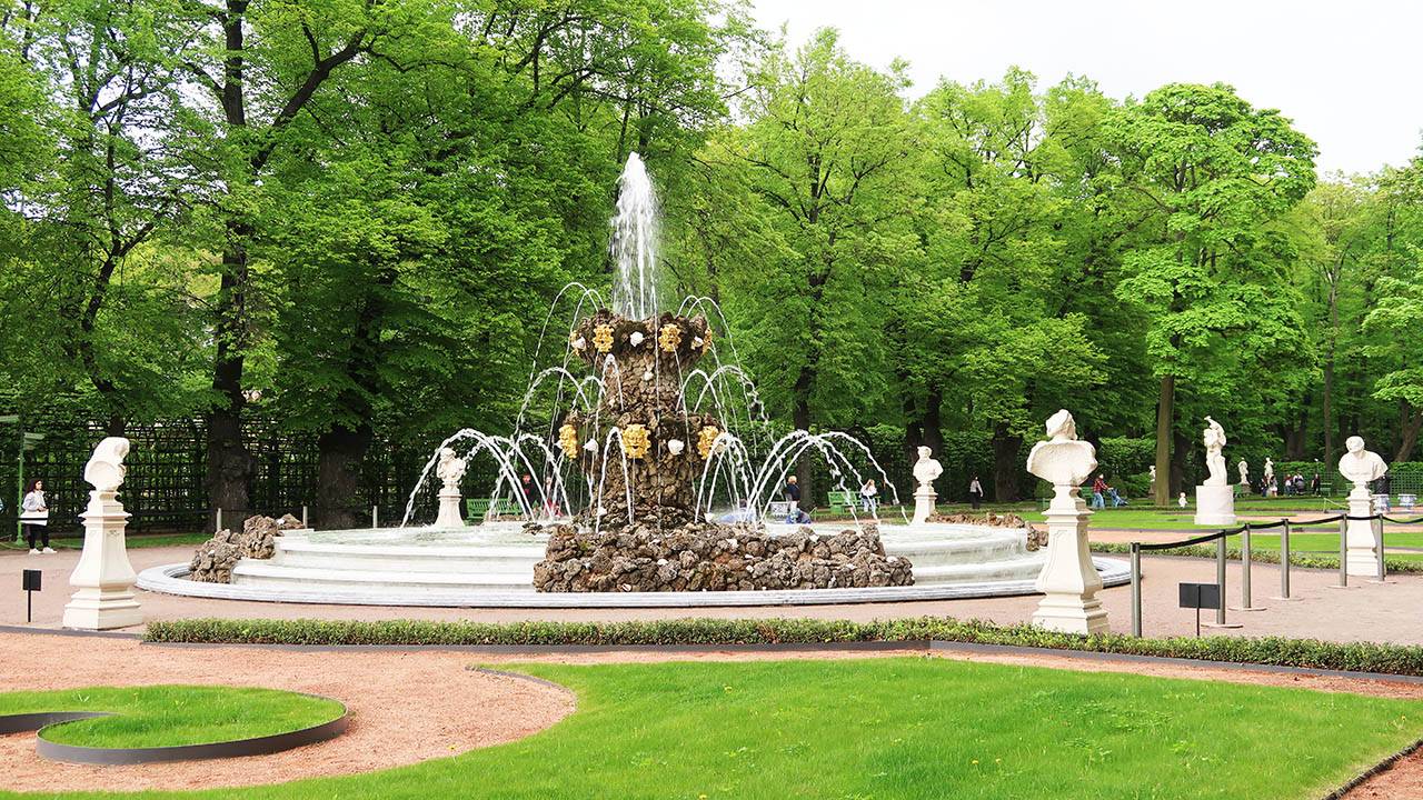 Летний сад Петра I.  Что посмотреть в Питере за 5 дней самостоятельно