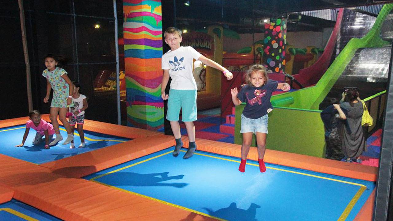 Детский развлекательный центр VEFA в ТЦ Фрунзе Бишкек. Отдых на Иссык-Куле 2017