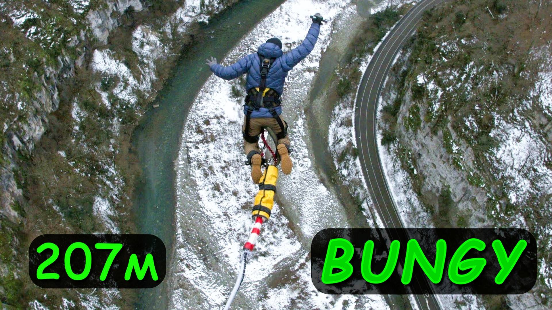 Прыжок  BUNGY  207 метров свободного падения.