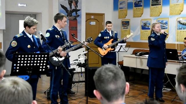 группа КРЫЛЬЯ 2019г