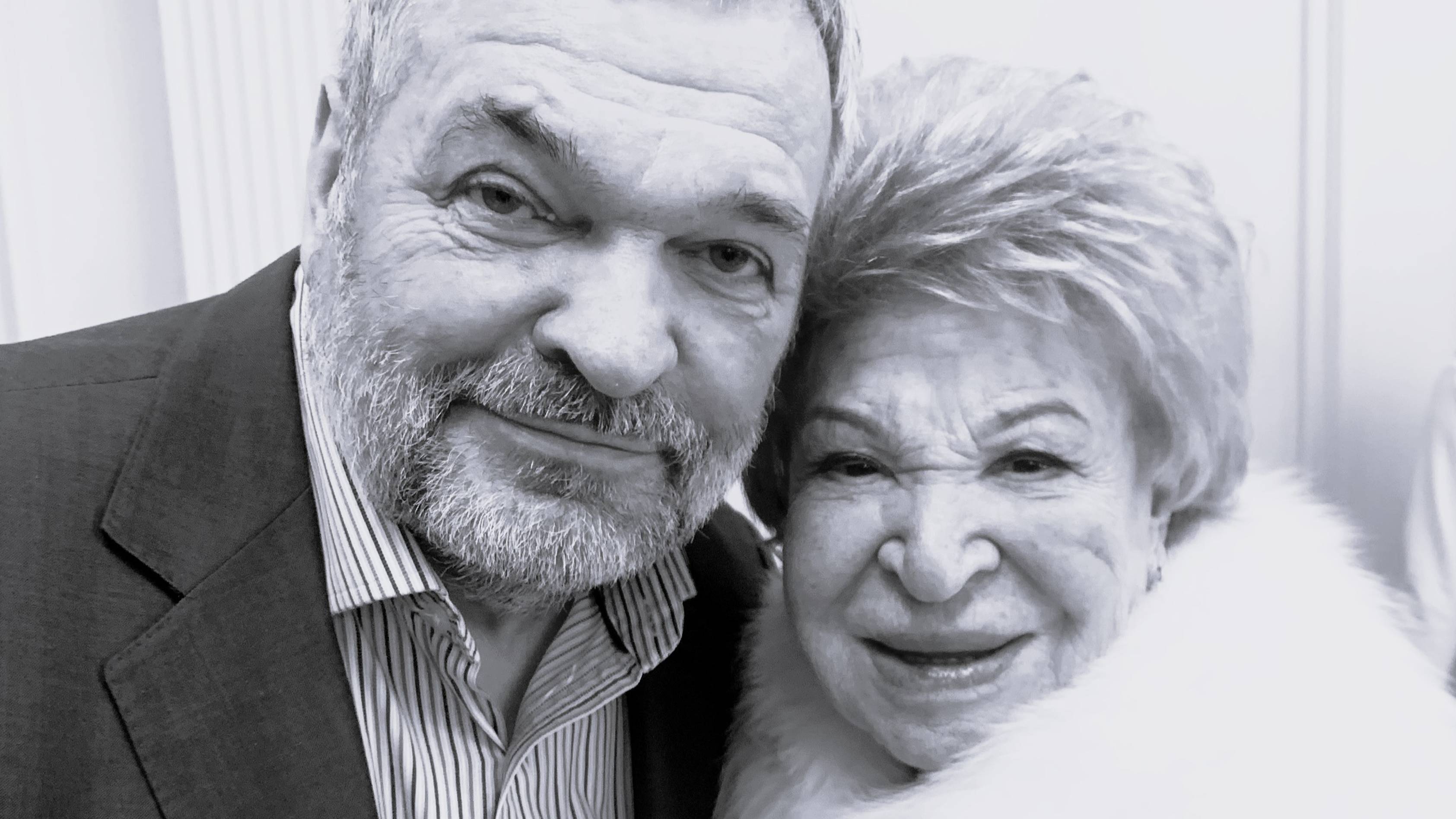 Мира, Наполеон и цыгане