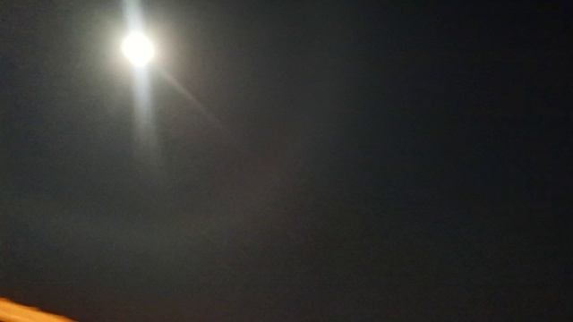 Лунное гало. Ночная съёмка