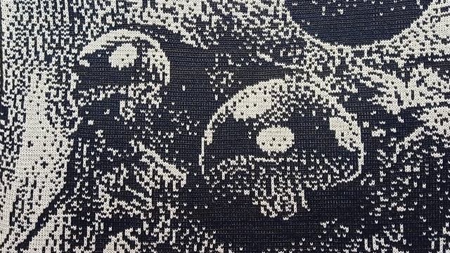 Видео обзор готовой работы, два пледа дфж на вязальной машине.