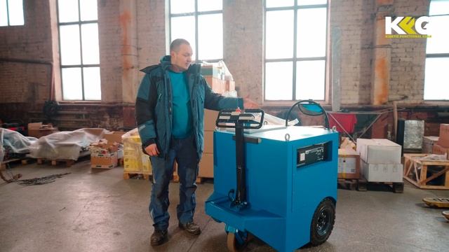 Электрический поводковый тягач/ Electric pusher