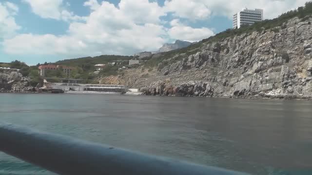 Крым. Из  Ялты  к Ласточкину  гнезду  на  теплоходе