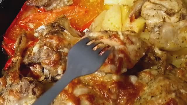 Курица в духовке! ☺