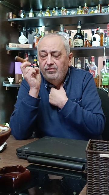 Сигары премиум класса самое мало вредное среди всех курительных средств.