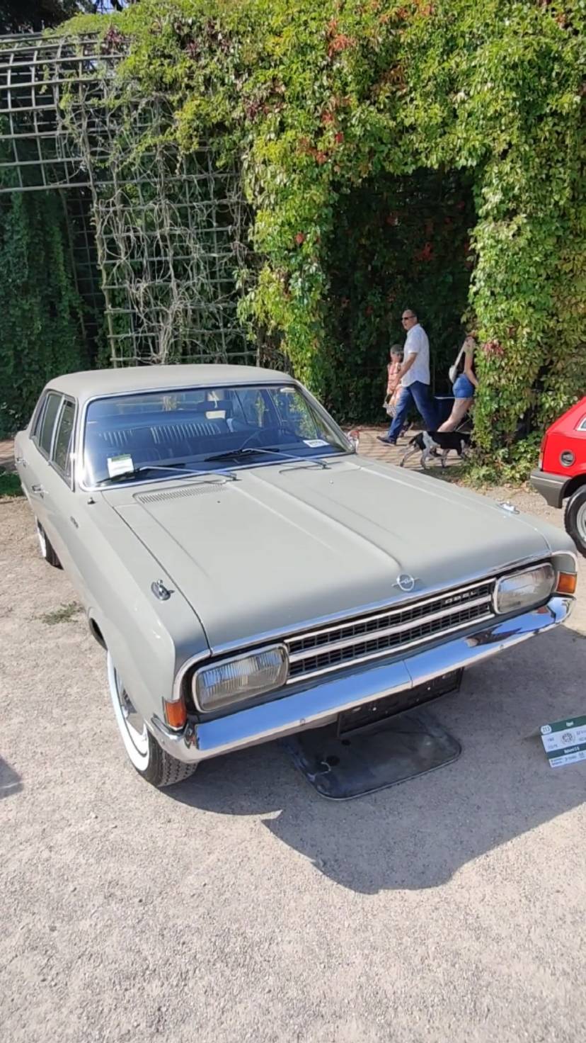 Opel Rekord C6