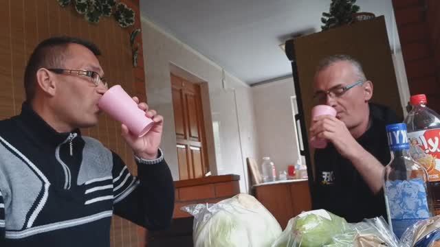 Лазаревское.Прибухиваем🥂Пироги вокруг ноги