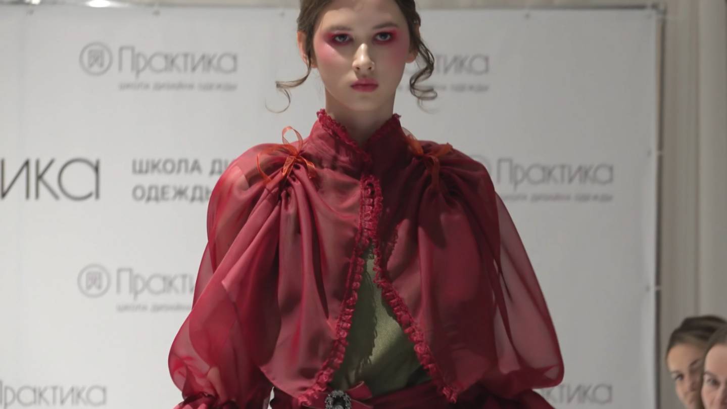 Коллекция "VR style": Вдохновение викторианской эпохи. Дизайнер Тленкопачева Асият