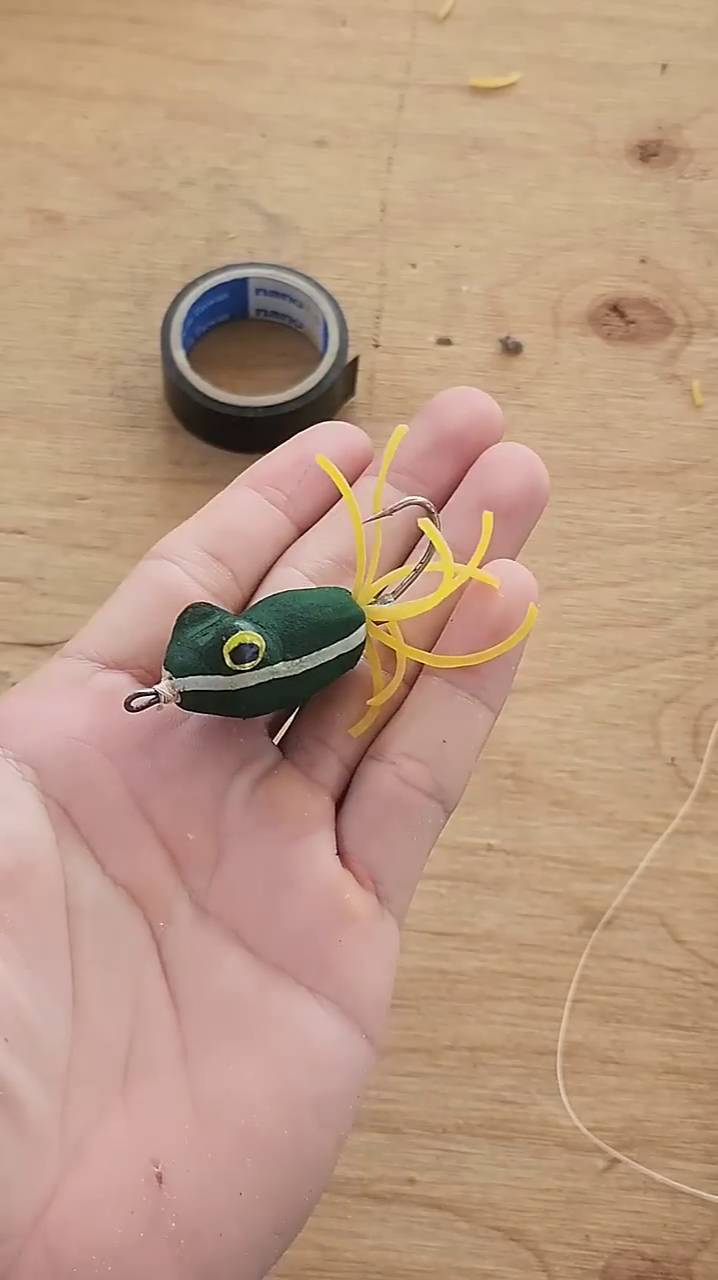 Как сделать рыболовную приманку для спиннинга