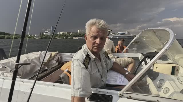 ОТДЫХ НА ВОЛГЕ (пятая серия)