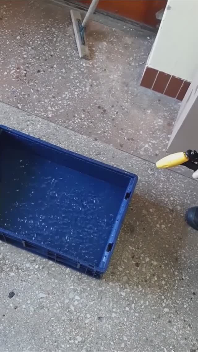 Тестируем набор для полива с дозатором.