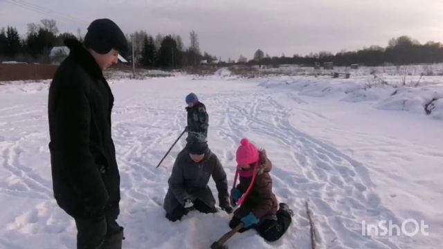 "Дед и внуки на зимней рыбалке" фильм киностудии им. Бубы Касторского