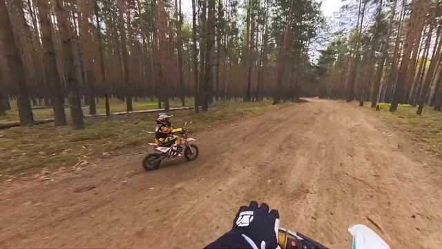 Лето 2024. Катнули к заброшенной базе отдыха "Приморский хуторок". А ты сиди дальше на диване!