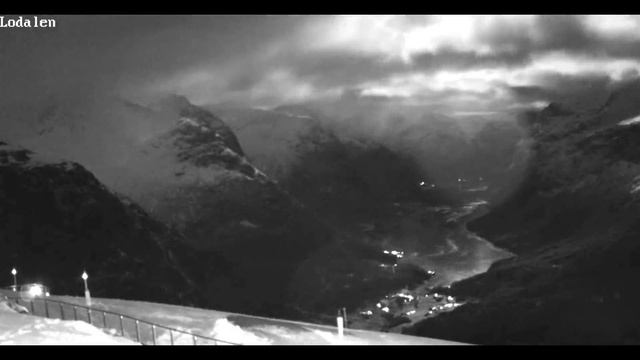 112. 2025-02-15.  Lodalen Loen. НОЧЬ ЛУННЫЙ  СВЕТ