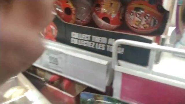 Большой выбор игрушек по мультику леди баг и супер кот в детском мире. Очень интересный выбор .