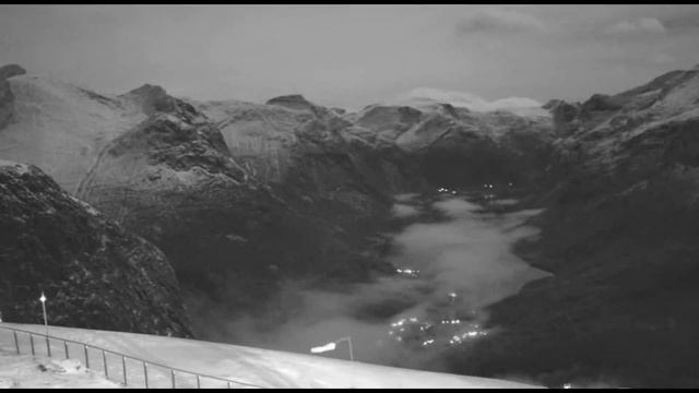 099. 2024-12-13 Lodalen Loen. Ночь