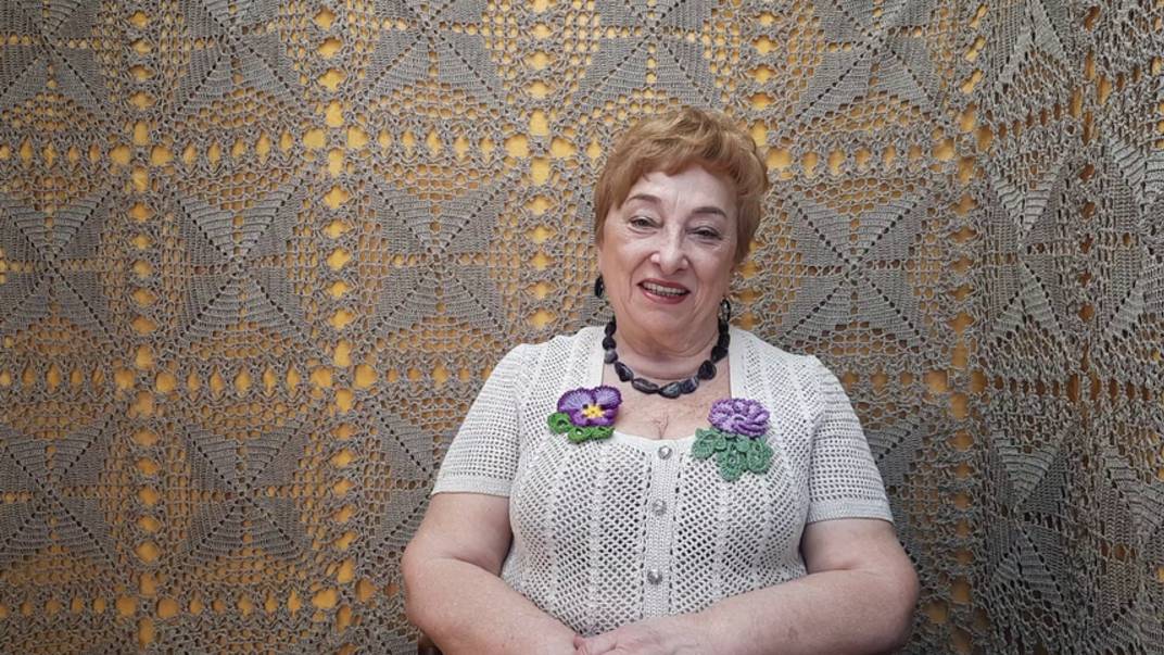 Цветочки "Оригинальный"  и "Анютины глазки". Мастер-класс по вязанию крючком от О. С. Литвиной.