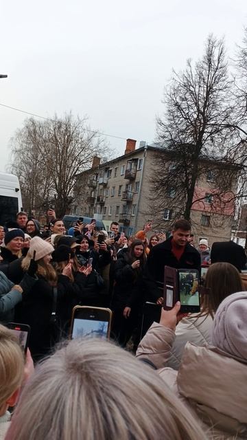 Экстрасенсов в Шуи  посмотрите фильм https://rutube.ru/video/0e88fef1a17cd0628cbbb9676174b8f4/?r=wd