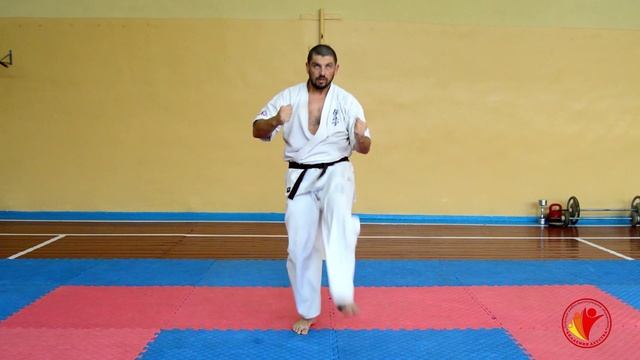 РАЗМИНКА И БАЗОВАЯ ТЕХНИКА ДЛЯ МЛАДШЕЙ ГРУППЫ | СПОРТИВНЫЙ КЛУБ КИОКУСИНАКАЙ КАРАТЭ «ИППОН»